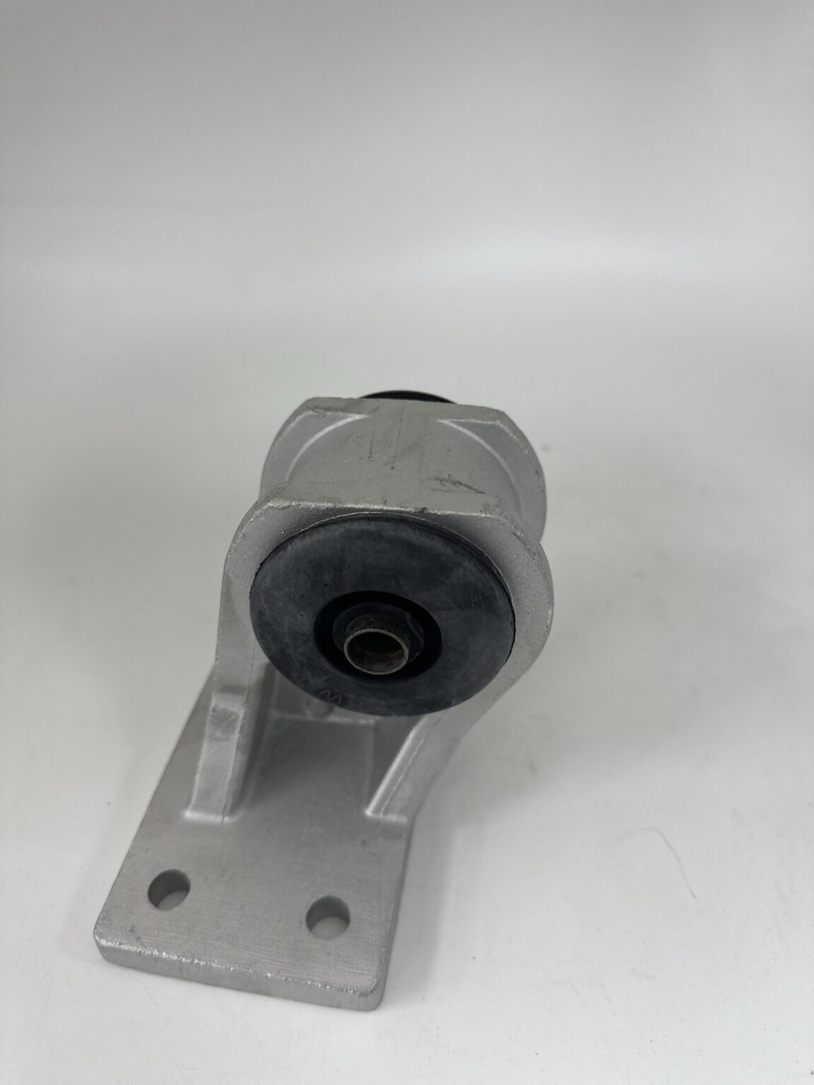 Soporte de radiador SITRAK - IAASA