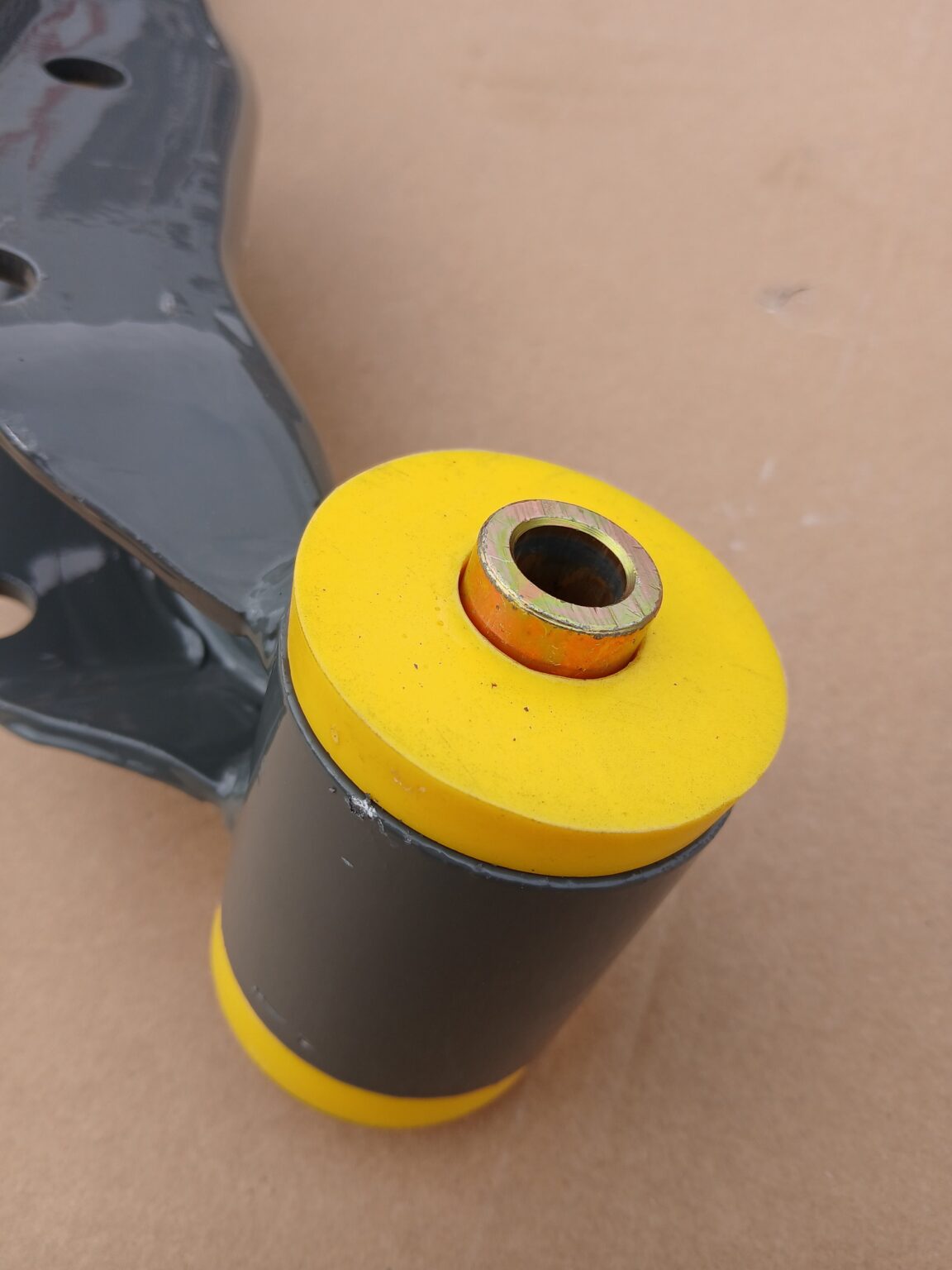 Cab Rear Suspension bracket assembly - IAASA